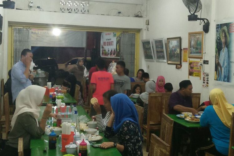Bosan Makan Coto dan Palubasa Saat ke Makassar? Kuliner yang Satu Ini ...